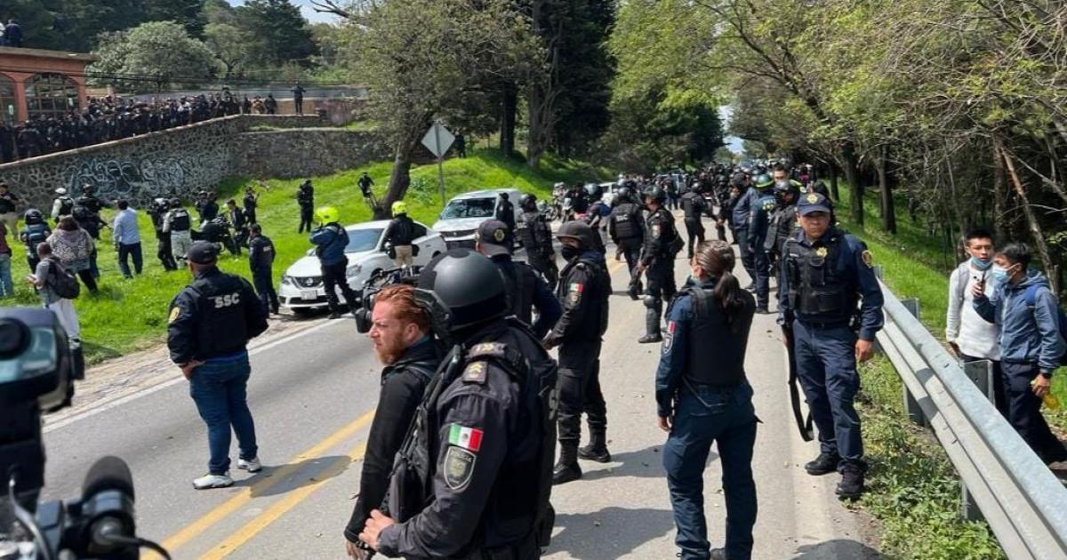 Delincuentes Y Policías Se Enfrentan A Balazos En La México Cuernavaca