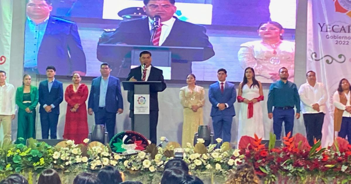 Heladio Rafael Sánchez Zavala encabeza grito de Independencia ...